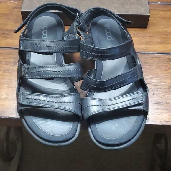 Ecco | Shoes | Ecco Light Sz 4 Black | Poshmark